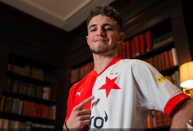 O μέντορας του Ζαφείρη στο SDNA: «Έχει ίδιο στιλ και πάθος με τον Καραγκούνη» | SDNA