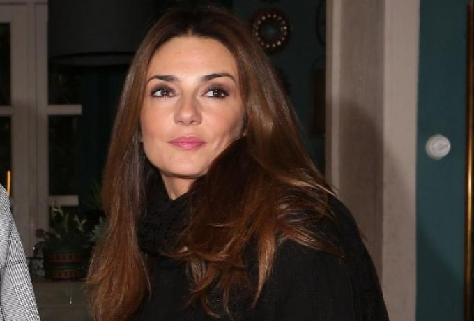 Τα ολόγυμνα οπίσθια της Μαρίας Λεκάκη | SDNA