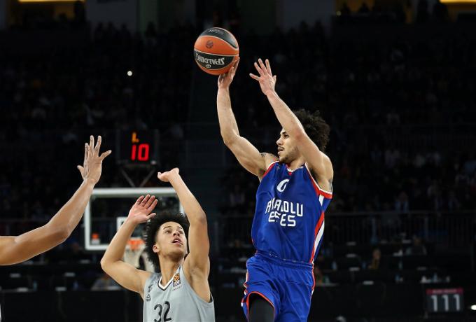 Εφές Αναντολού - Βιλερμπάν 101-74 | SDNA