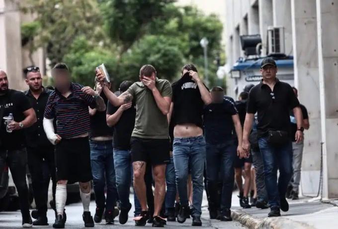 Νέα Φιλαδέλφεια: Άλλοι δέκα Κροάτες εκτός φυλακής! | SDNA