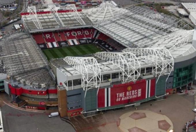 Ο Σεμπάστιαν Κόε συγκρότησε την «Ομάδα Αναγέννησης» του «Old Trafford ...