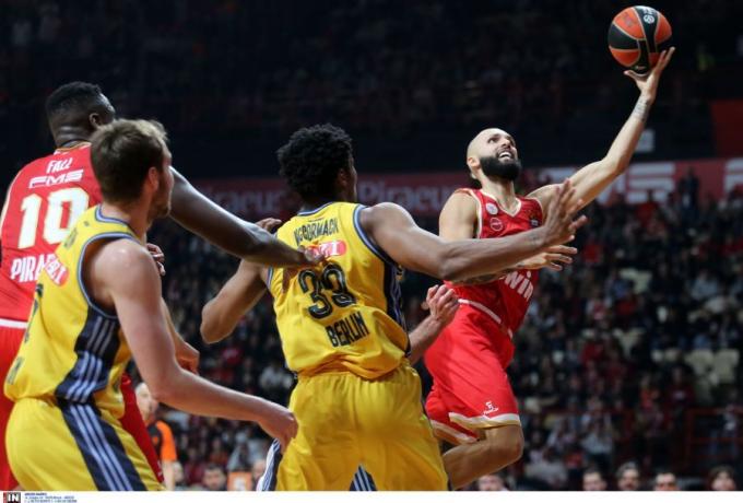 Ολυμπιακός - Άλμπα Βερολίνου: 90-85 | SDNA