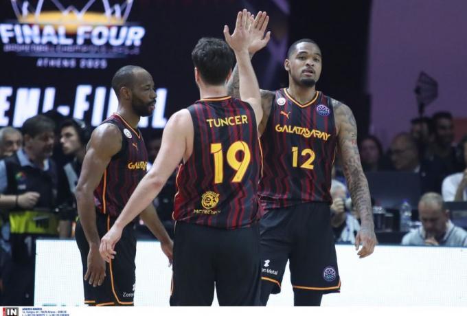 Τενερίφη - Γαλατάσαραϊ: 80-90 | SDNA