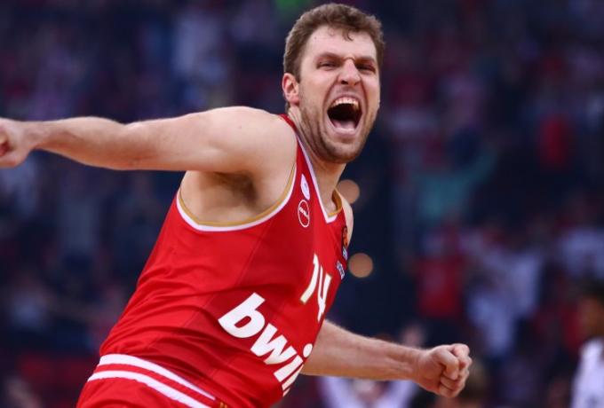 O Σάσα Βεζένκοφ MVP της Stoiximan GBL | SDNA