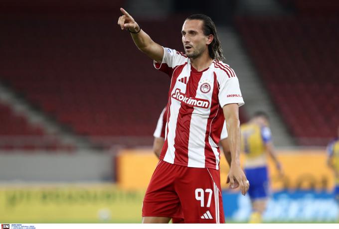 Γιαζίτσι: «Μου φερθήκατε πολύ καλά και ήθελα να σας κάνω λίγο χαρούμενους» (vid) | SDNA