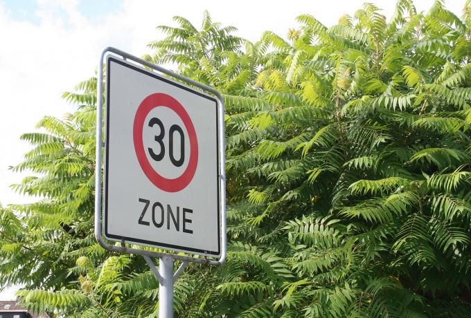 Με πόσα έτρεχε ο άνθρωπος που «έφαγε» την πρώτη κλήση για υπερβολική ταχύτητα στην Ιστορία | SDNA