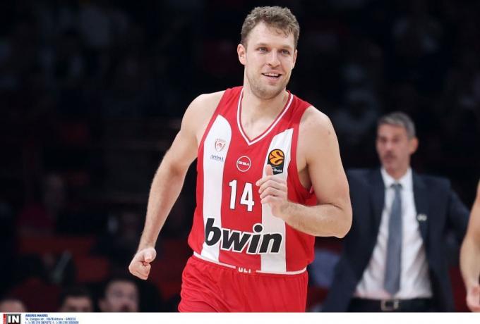 Ολυμπιακός - Ντουμπάι BC: 86-67 | SDNA