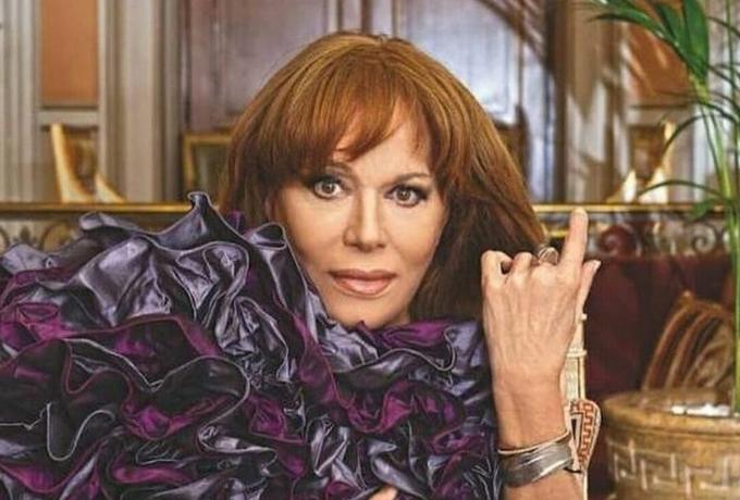 Μαίρη Χρονοπούλου: Τι έκρυβε το laptop που κατέστρεψε η οικιακή βοηθός της μετά το θάνατό της | SDNA