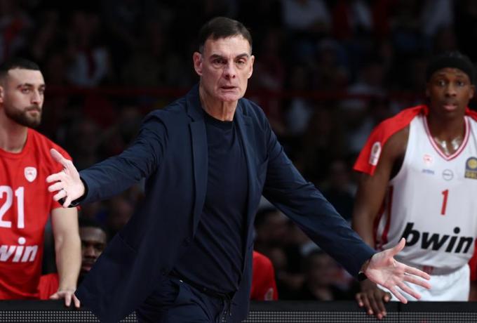 Μπαρτζώκας για Έβανς: «Τα εύσημα πάνε στους Προέδρους για το γεγονός ότι έμεινε - Πληρώνομαι για ...