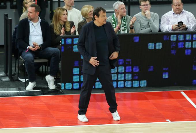 Η συνέντευξη Τύπου του Αταμάν στο Μόναχο διήρκεσε 24 δευτερόλεπτα! | SDNA