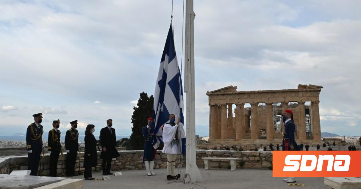 200 χρόνια από την Επανάσταση του 1821: Η έπαρση της σημαίας στον Ιερό ...