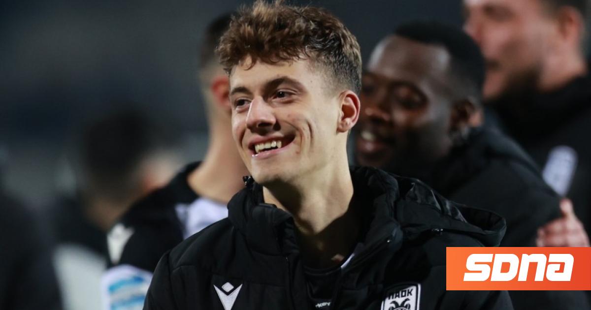 Viral o «μάγος» του ΠΑΟΚ: «Konstantelias doesn't play football. Football is a play for ...