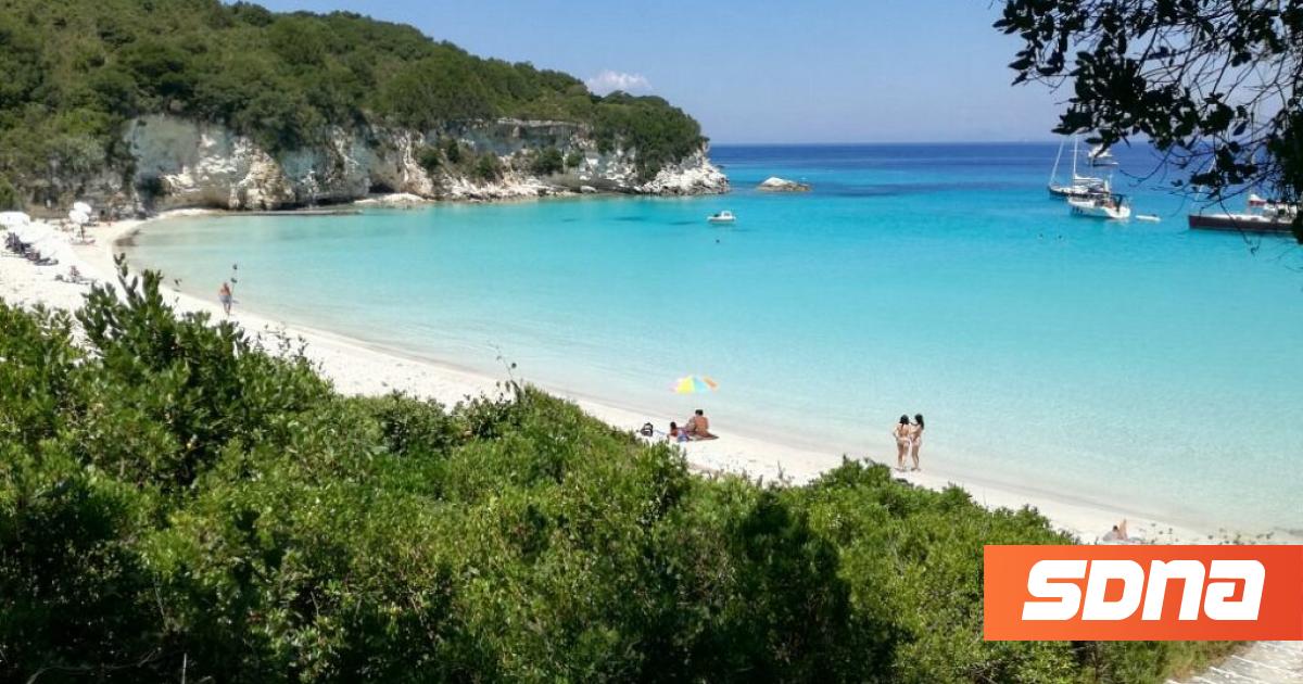 Ούτε Μύκονος, ούτε Σαντορίνη: Η Νικόλ Κίντμαν βρίσκεται στο ελληνικό νησί που θεωρεί το ...
