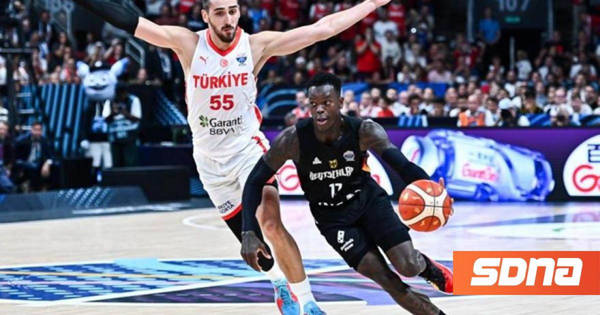 Σρέντερ στο λεωφορείο της Γερμανίας: «Καλύτερος προπονητής ο Αταμάν ...
